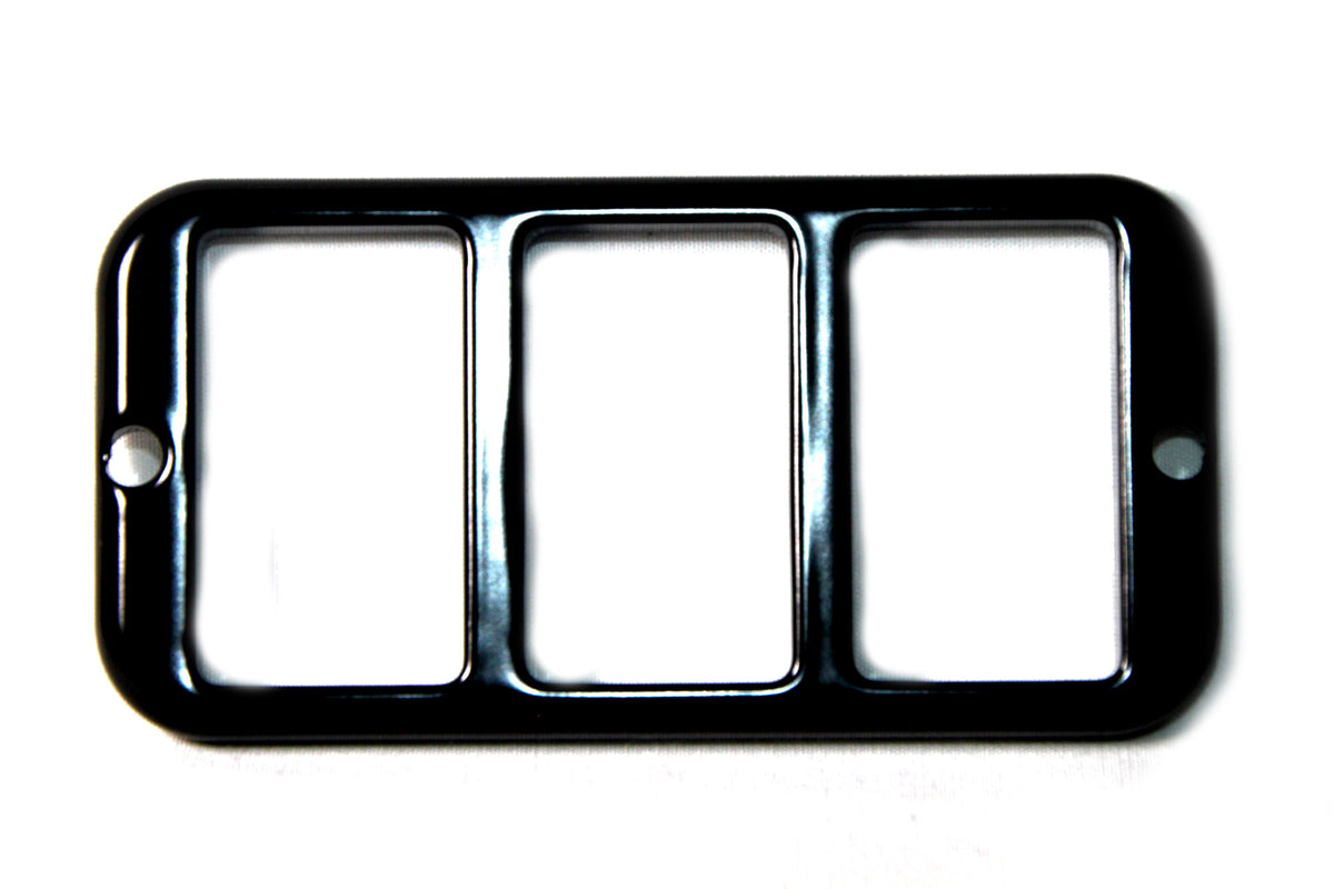 Lower Dash Switch Plate Panel (3 Carling) Left-Hand Drive - for Land R